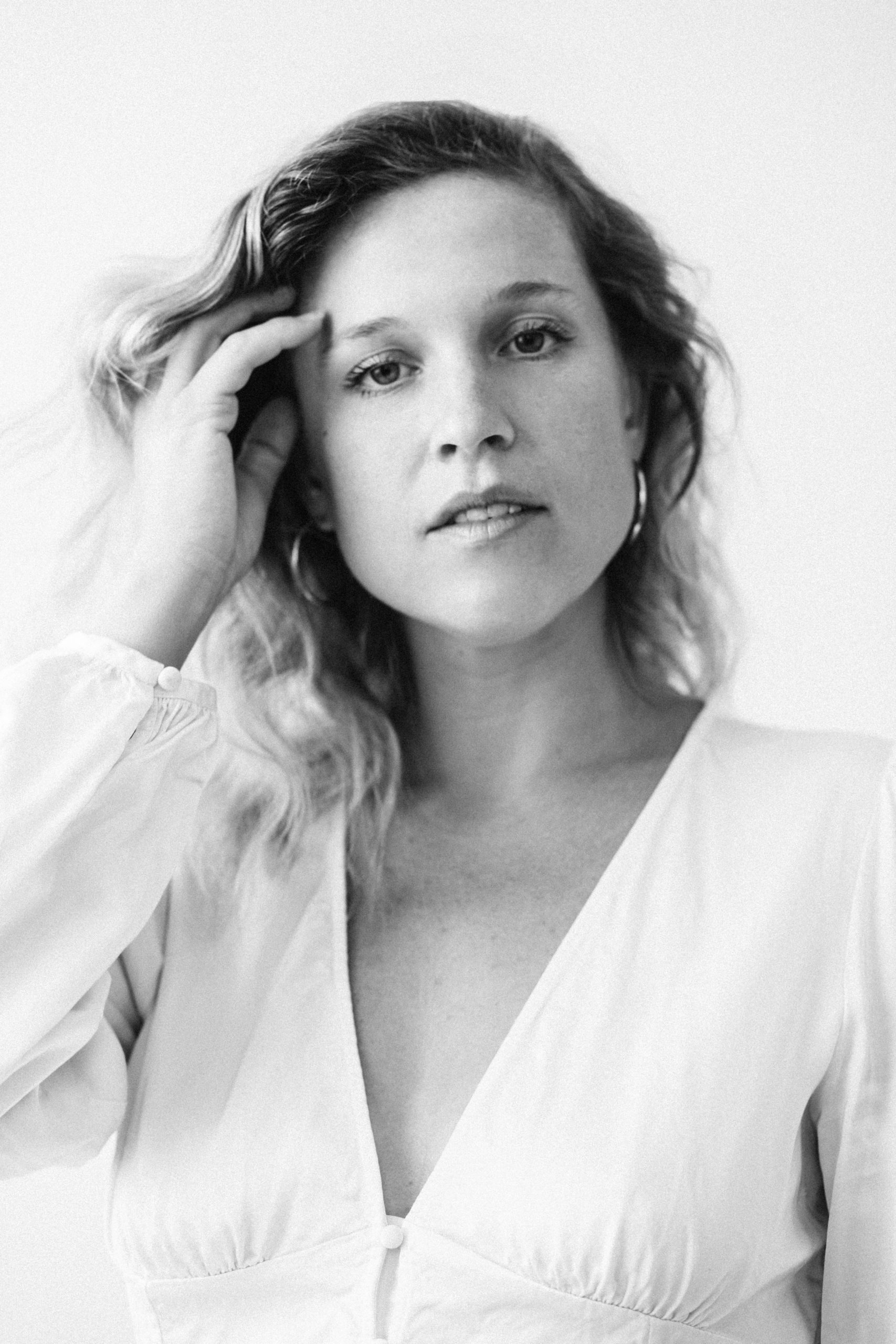 Critics' Pick Award Winner: Tess Benger » My Theatre | My Entertainment ...